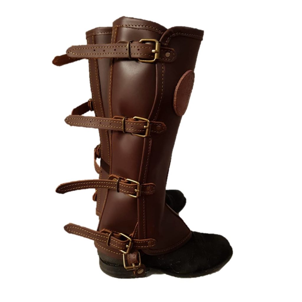 Polaina piel artesanal, con cuatro hebillas o velcro